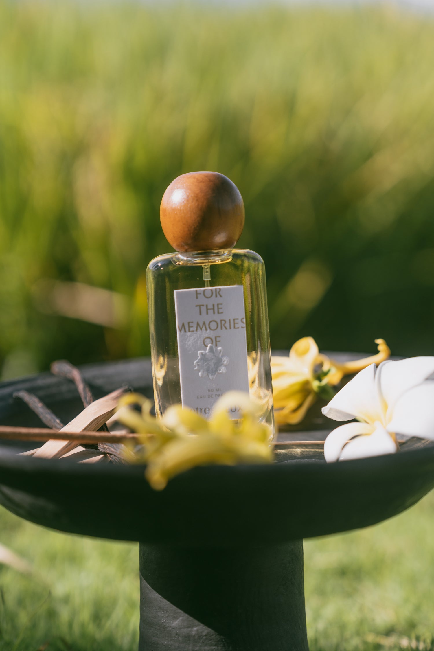 Etre Parfums – Être Parfums